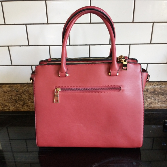 Unbranded | Bags | Womens Dark Red Handbag Purse With Gold Hardware ...